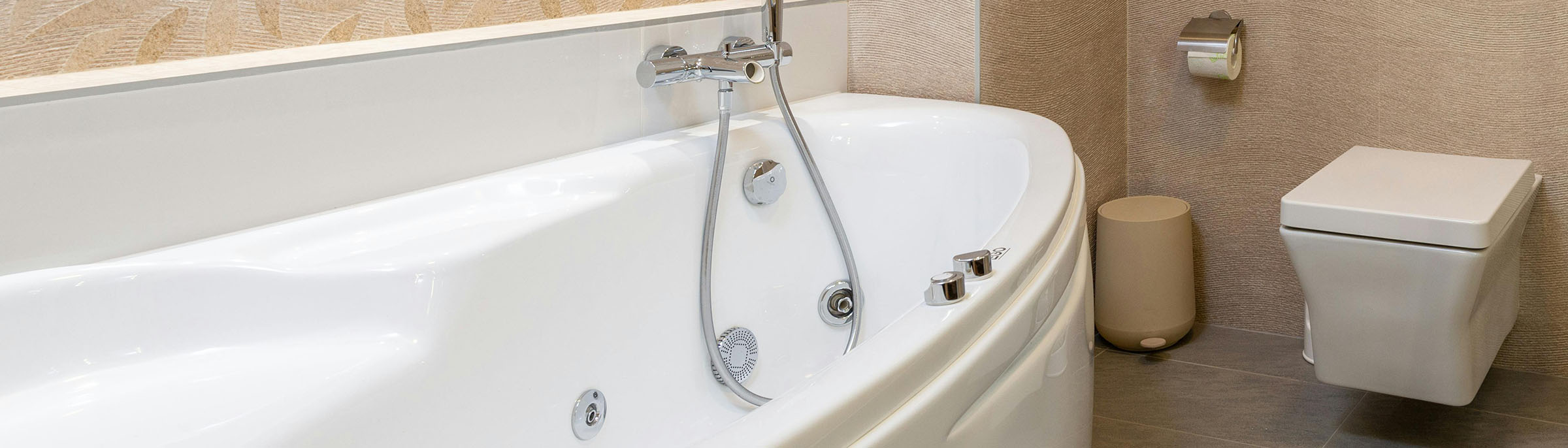 Jetted Bath – Ouster Water Solutions